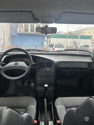 Peugeot 405 1994 Viļņa, ar dzinēja tilpumu 1.91 L un nobraukumu 123 tūkst. km par 3500 €, foto 9 vietnē AUTOMOTO.COM.LV