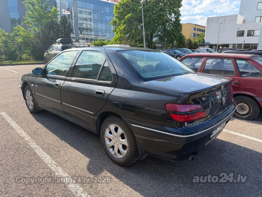 Черный Пежо 406 2002 в Таллин, объемом двигателя 1.70 л и пробегом 121 тыс. км за 799 €, фото 4 на AUTOMOTO.COM.LV