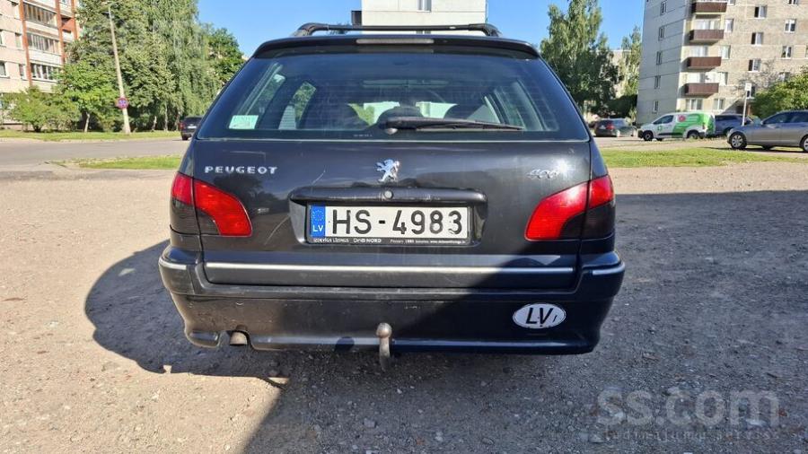 Melns Peugeot 406 2000 Daugavpils, ar dzinēja tilpumu 2.00 L un nobraukumu 240 tūkst. km par 1100 €, foto 8 vietnē AUTOMOTO.COM.LV