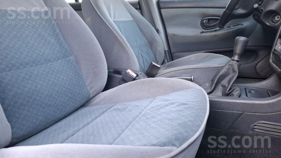 Melns Peugeot 406 2000 Daugavpils, ar dzinēja tilpumu 2.00 L un nobraukumu 240 tūkst. km par 1100 €, foto 12 vietnē AUTOMOTO.COM.LV