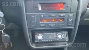 Melns Peugeot 406 2000 Daugavpils, ar dzinēja tilpumu 2.00 L un nobraukumu 240 tūkst. km par 1100 €, foto 15 vietnē AUTOMOTO.COM.LV