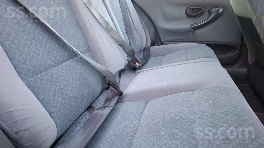 Melns Peugeot 406 2000 Daugavpils, ar dzinēja tilpumu 2.00 L un nobraukumu 240 tūkst. km par 1100 €, foto 17 vietnē AUTOMOTO.COM.LV