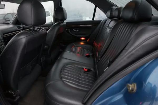 Blue Peugeot 406 2004 in Liepaja, with an engine capacity of 1.80 L and mileage of 284 thousand km for 1200 €, photo 9 on AUTOMOTO.COM.LV