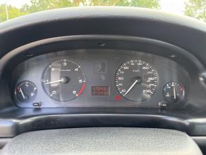 Синий Пежо 406 2004 в Укмерге, объемом двигателя 2.00 л и пробегом 272 тыс. км за 550 €, фото 13 на AUTOMOTO.COM.LV