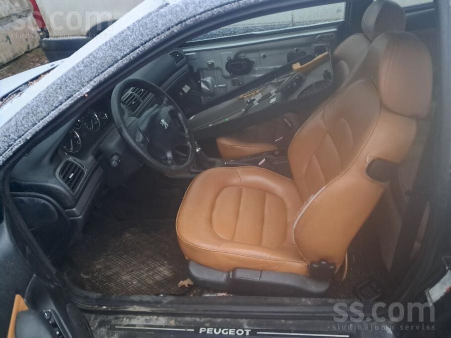 Зеленый Пежо 406 1999 в Даугавпилс, объемом двигателя 2.00 л и пробегом 358 тыс. км за 500 €, фото 4 на AUTOMOTO.COM.LV