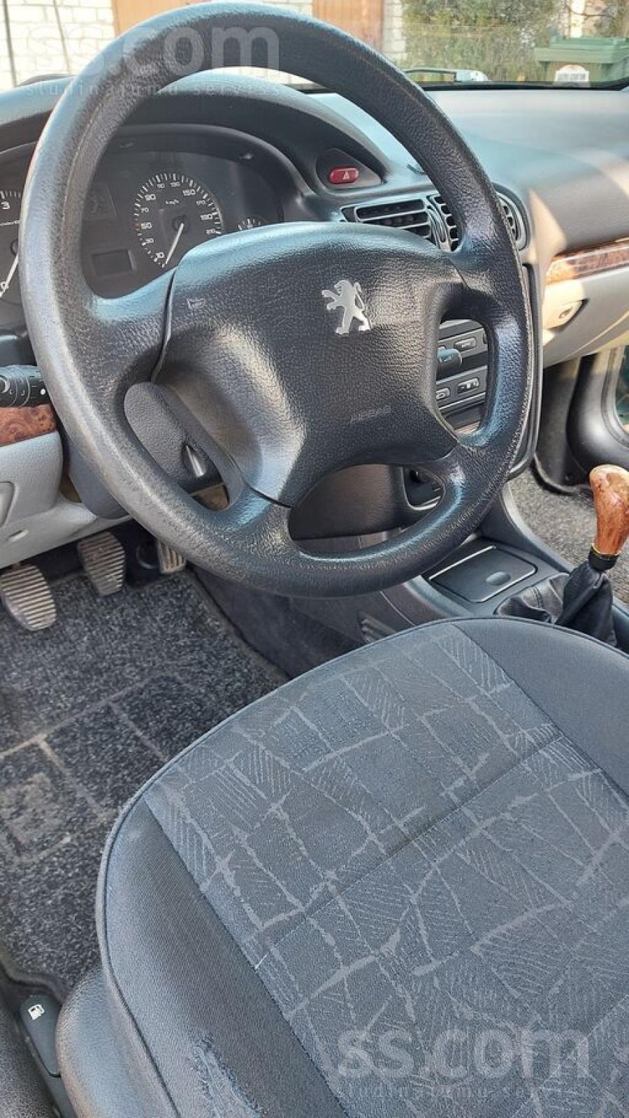 Zaļš Peugeot 406 2001 Daugavpils, ar dzinēja tilpumu 2.00 L un nobraukumu 290 tūkst. km par 1200 €, foto 9 vietnē AUTOMOTO.COM.LV