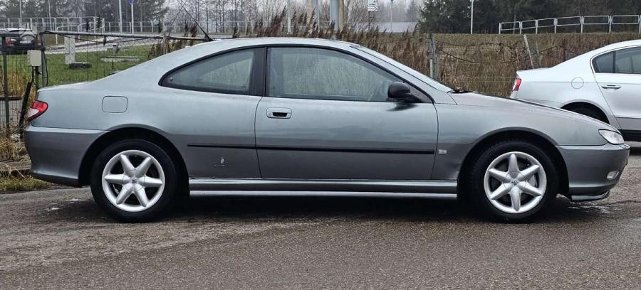 Pelēks Peugeot 406 2001 Utena, ar dzinēja tilpumu 2.95 L un nobraukumu 225 tūkst. km par 1450 €, foto 3 vietnē AUTOMOTO.COM.LV