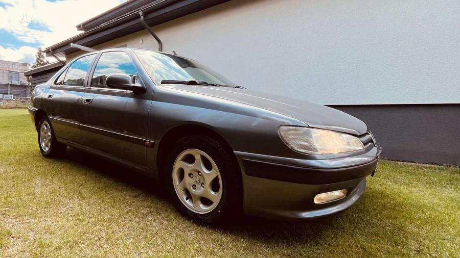 Pelēks Peugeot 406 1996 Viļņa, ar dzinēja tilpumu 2.00 L un nobraukumu 120 tūkst. km par 1500 €, foto 10 vietnē AUTOMOTO.COM.LV