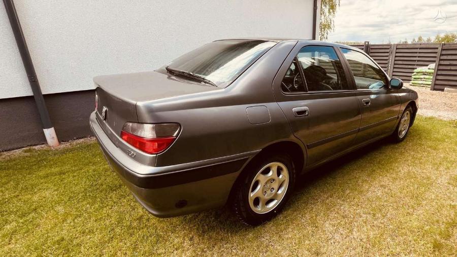 Pelēks Peugeot 406 1996 Viļņa, ar dzinēja tilpumu 2.00 L un nobraukumu 120 tūkst. km par 1500 €, foto 11 vietnē AUTOMOTO.COM.LV
