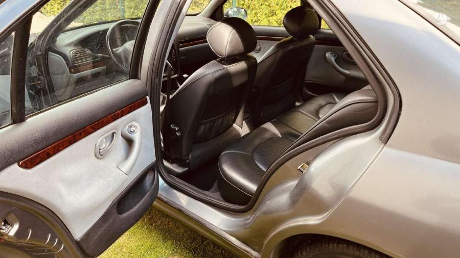 Pelēks Peugeot 406 1996 Viļņa, ar dzinēja tilpumu 2.00 L un nobraukumu 120 tūkst. km par 1500 €, foto 19 vietnē AUTOMOTO.COM.LV