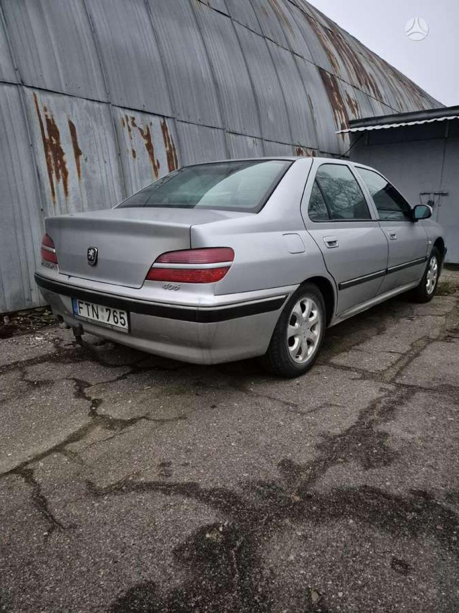 Pelēks Peugeot 406 2000 Kauņa, ar dzinēja tilpumu 2.00 L un nobraukumu 500 tūkst. km par 600 €, foto 3 vietnē AUTOMOTO.COM.LV