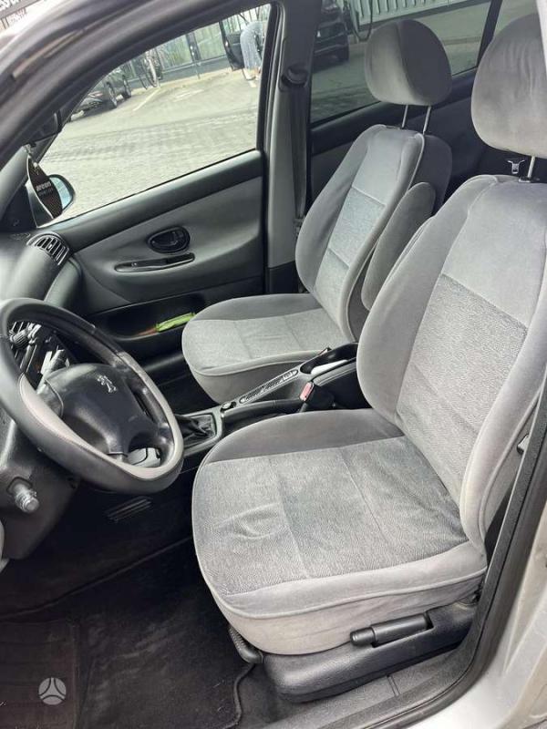 Pelēks Peugeot 406 2000 Klaipėda, ar dzinēja tilpumu 2.00 L un nobraukumu 455 tūkst. km par 500 €, foto 9 vietnē AUTOMOTO.COM.LV