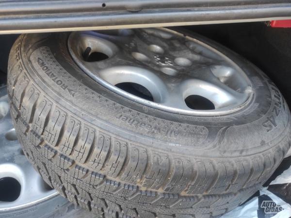 Pelēks Peugeot 406 2000 Kretinga, ar dzinēja tilpumu 2.00 L un nobraukumu 435 tūkst. km par 630 €, foto 11 vietnē AUTOMOTO.COM.LV