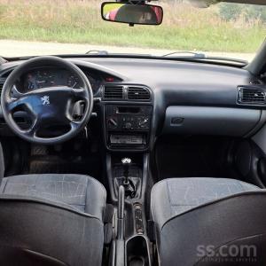 Pelēks Peugeot 406 1999 Daugavpils, ar dzinēja tilpumu 2.00 L un nobraukumu 257 tūkst. km par 1200 €, foto 15 vietnē AUTOMOTO.COM.LV