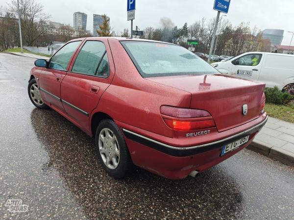 Red Peugeot 406 1999 in Vilnius, with an engine capacity of 1.80 L and mileage of 300 thousand km for 400 €, photo 4 on AUTOMOTO.COM.LV