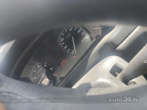 Peugeot 406 2001 in Parnu, with an engine capacity of 1.70 L and mileage of 181 thousand km for 500 €, photo 9 on AUTOMOTO.COM.LV