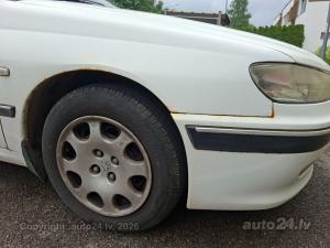 Белый Пежо 406 2003 в Таллин, объемом двигателя 1.70 л и пробегом 288 тыс. км за 500 €, фото 16 на AUTOMOTO.COM.LV