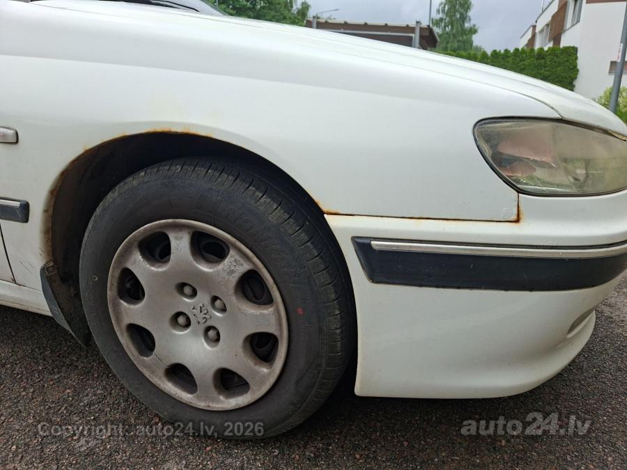 Белый Пежо 406 2003 в Таллин, объемом двигателя 1.70 л и пробегом 288 тыс. км за 500 €, фото 16 на AUTOMOTO.COM.LV