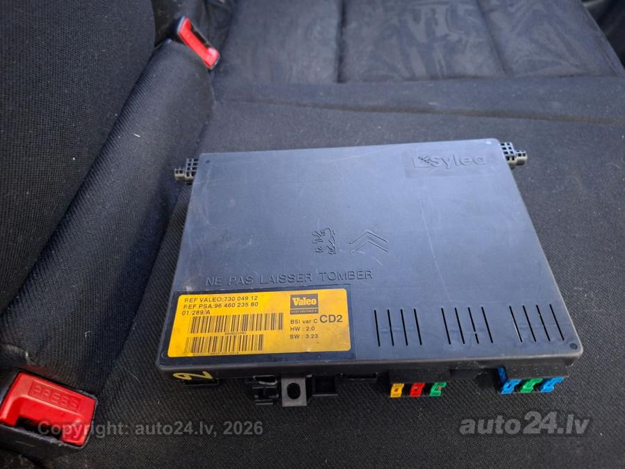Белый Пежо 406 2003 в Таллин, объемом двигателя 1.70 л и пробегом 288 тыс. км за 500 €, фото 20 на AUTOMOTO.COM.LV