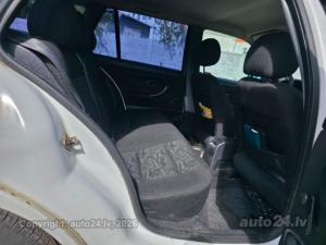 Белый Пежо 406 2003 в Таллин, объемом двигателя 1.70 л и пробегом 288 тыс. км за 599 €, фото 8 на AUTOMOTO.COM.LV