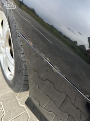 Черный Пежо 407 2004 в Каунас, объемом двигателя 2.00 л и пробегом 380 тыс. км за 870 €, фото 10 на AUTOMOTO.COM.LV