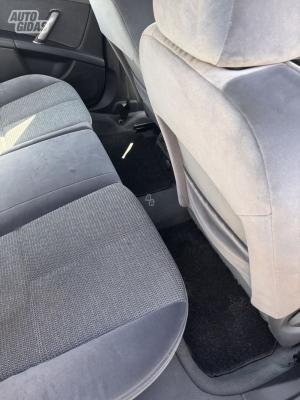 Melns Peugeot 407 2005 Viļņa, ar dzinēja tilpumu 2.00 L un nobraukumu 314 tūkst. km par 1200 €, foto 10 vietnē AUTOMOTO.COM.LV