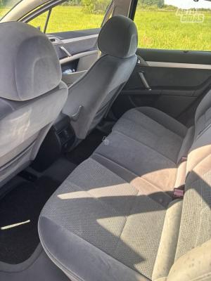 Melns Peugeot 407 2005 Viļņa, ar dzinēja tilpumu 2.00 L un nobraukumu 314 tūkst. km par 1200 €, foto 11 vietnē AUTOMOTO.COM.LV
