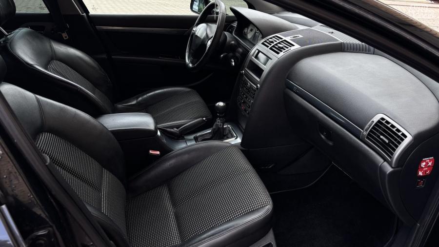 Melns Peugeot 407 2006 Šilutė, ar dzinēja tilpumu 2.00 L un nobraukumu 335 tūkst. km par 1150 €, foto 21 vietnē AUTOMOTO.COM.LV
