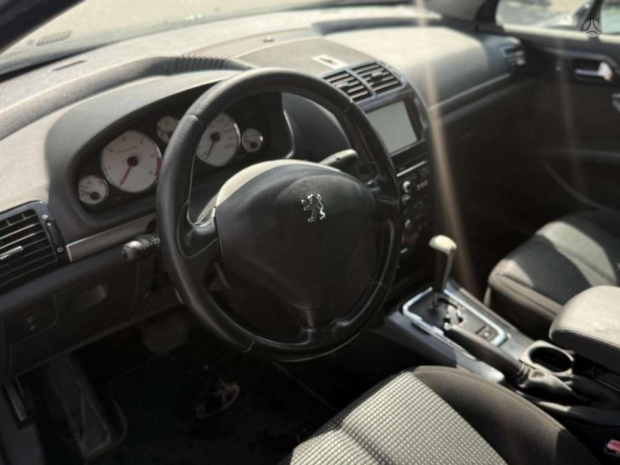 Black Peugeot 407 2009 in Klaipeda, with an engine capacity of 2.00 L and mileage of 305 thousand km for 1200 €, photo 11 on AUTOMOTO.COM.LV