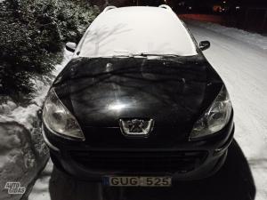 Black Peugeot 407 2005 in Vilnius, with an engine capacity of 2.00 L and mileage of 424 thousand km for 1000 €, photo 3 on AUTOMOTO.COM.LV