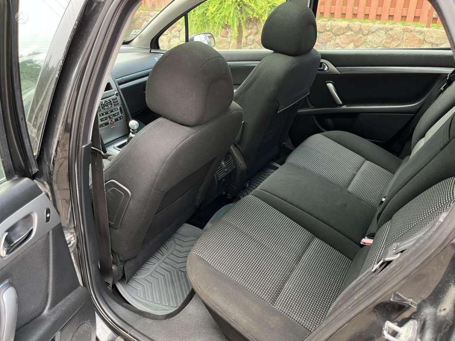 Black Peugeot 407 2006 in Vilkaviskis, with an engine capacity of 2.00 L and mileage of 341 thousand km for 1300 €, photo 12 on AUTOMOTO.COM.LV