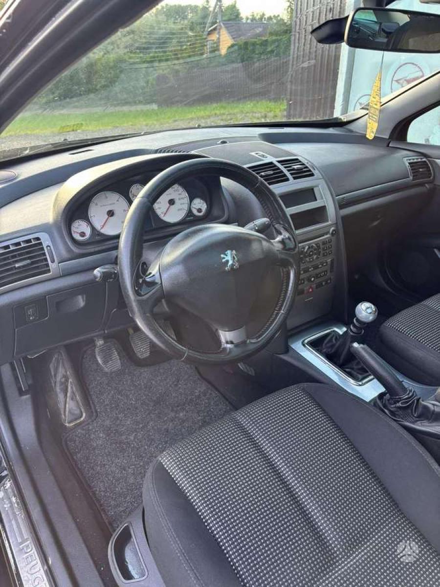 Black Peugeot 407 2006 in Vilkaviskis, with an engine capacity of 2.00 L and mileage of 333 thousand km for 1300 €, photo 20 on AUTOMOTO.COM.LV