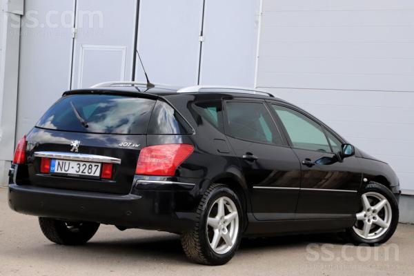 Melns Peugeot 407 2007 Tukums, ar dzinēja tilpumu 2.70 L un nobraukumu 367 tūkst. km par 2400 €, foto 3 vietnē AUTOMOTO.COM.LV