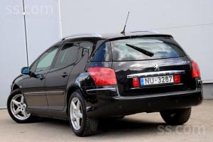 Melns Peugeot 407 2007 Tukums, ar dzinēja tilpumu 2.70 L un nobraukumu 367 tūkst. km par 2300 €, foto 5 vietnē AUTOMOTO.COM.LV