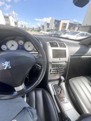 Black Peugeot 407 2008 in Vilnius, with an engine capacity of 2.00 L and mileage of 386 thousand km for 500 €, photo 6 on AUTOMOTO.COM.LV