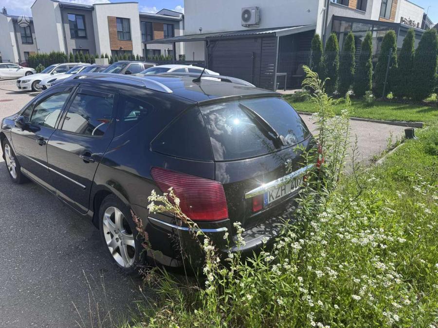 Black Peugeot 407 2008 in Vilnius, with an engine capacity of 2.00 L and mileage of 386 thousand km for 500 €, photo 9 on AUTOMOTO.COM.LV