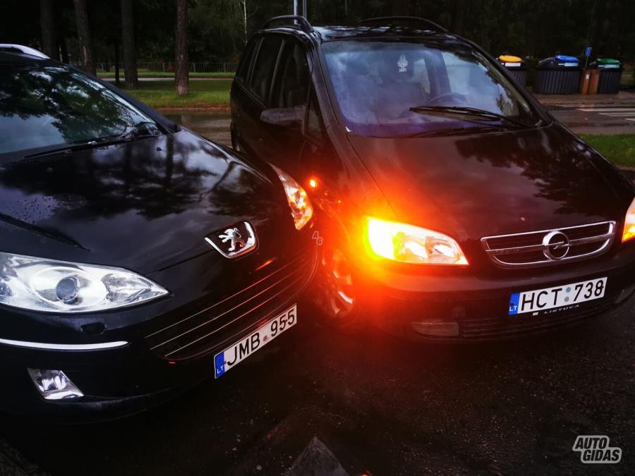 Черный Пежо 407 2008 в Висагинас, объемом двигателя 2.00 л и пробегом 390 тыс. км за 900 €, фото 8 на AUTOMOTO.COM.LV