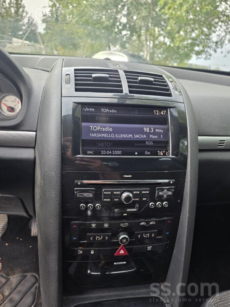 Melns Peugeot 407 2009 Rīga, ar dzinēja tilpumu 2.20 L un nobraukumu 353 tūkst. km par 1000 €, foto 6 vietnē AUTOMOTO.COM.LV