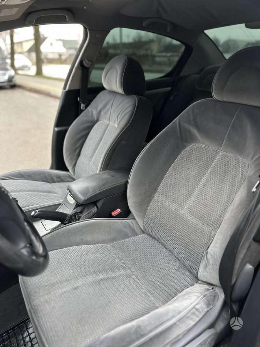 Zils Peugeot 407 2004 Šauļi, ar dzinēja tilpumu 2.00 L un nobraukumu 361 tūkst. km par 650 €, foto 11 vietnē AUTOMOTO.COM.LV