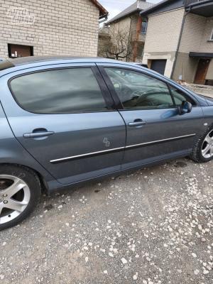 Blue Peugeot 407 2004 in Lazdijai, with an engine capacity of 2.00 L and mileage of 430 thousand km for 1000 €, photo 8 on AUTOMOTO.COM.LV