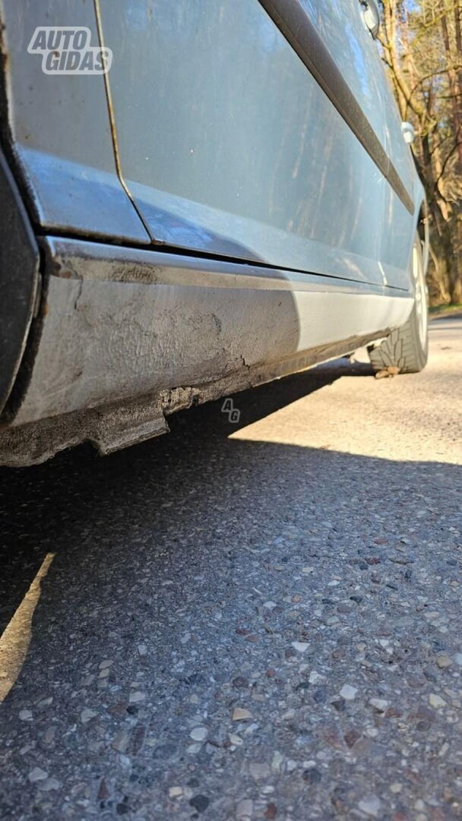 Zils Peugeot 407 2007 Viļņa, ar dzinēja tilpumu 2.00 L un nobraukumu 250 tūkst. km par 700 €, foto 21 vietnē AUTOMOTO.COM.LV