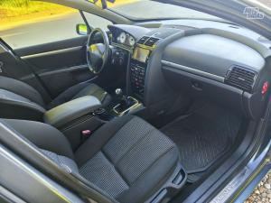 Blue Peugeot 407 2009 in Taurage, with an engine capacity of 1.60 L and mileage of 278 thousand km for 1850 €, photo 13 on AUTOMOTO.COM.LV