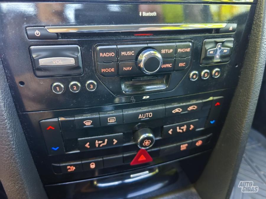 Blue Peugeot 407 2009 in Taurage, with an engine capacity of 1.60 L and mileage of 278 thousand km for 1850 €, photo 20 on AUTOMOTO.COM.LV