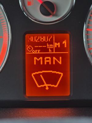 Zils Peugeot 407 2005 Tallina, ar dzinēja tilpumu 2.00 L un nobraukumu 303 tūkst. km par 900 €, foto 25 vietnē AUTOMOTO.COM.LV