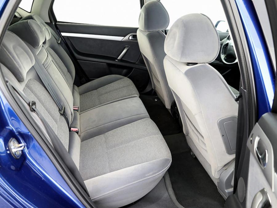 Zils Peugeot 407 2006 Tallina, ar dzinēja tilpumu 2.00 L un nobraukumu 298 tūkst. km par 999 €, foto 8 vietnē AUTOMOTO.COM.LV