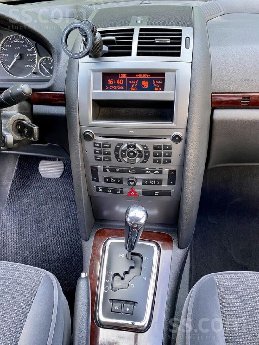 Brown Peugeot 407 2007 in Riga, with an engine capacity of 2.00 L and mileage of 125 thousand km for 2600 €, photo 12 on AUTOMOTO.COM.LV