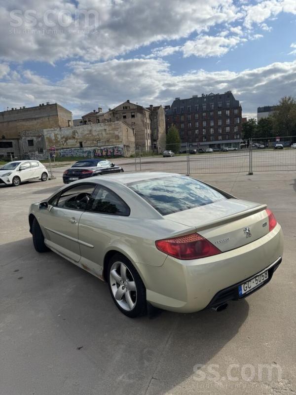 Пежо 407 2006 в Рига, объемом двигателя 2.20 л и пробегом 235 тыс. км за 1300 €, фото 5 на AUTOMOTO.COM.LV