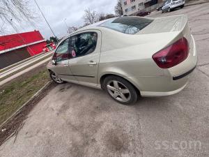Green Peugeot 407 2004 in Liepaja, with an engine capacity of 2.00 L and mileage of 250 thousand km for 1000 €, photo 4 on AUTOMOTO.COM.LV