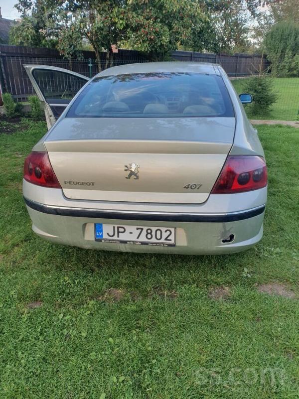 Green Peugeot 407 2006 in Ludza, with an engine capacity of 2.00 L and mileage of 258 thousand km for 1000 €, photo 9 on AUTOMOTO.COM.LV