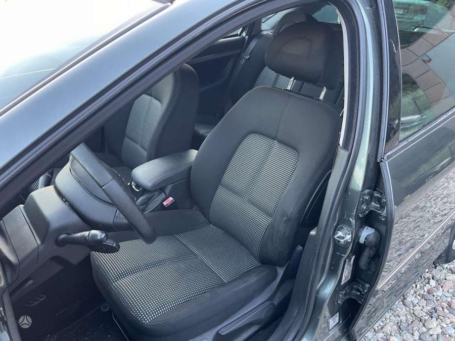 Zaļš Peugeot 407 2010 Kauņa, ar dzinēja tilpumu 1.56 L un nobraukumu 158 tūkst. km par 2550 €, foto 9 vietnē AUTOMOTO.COM.LV